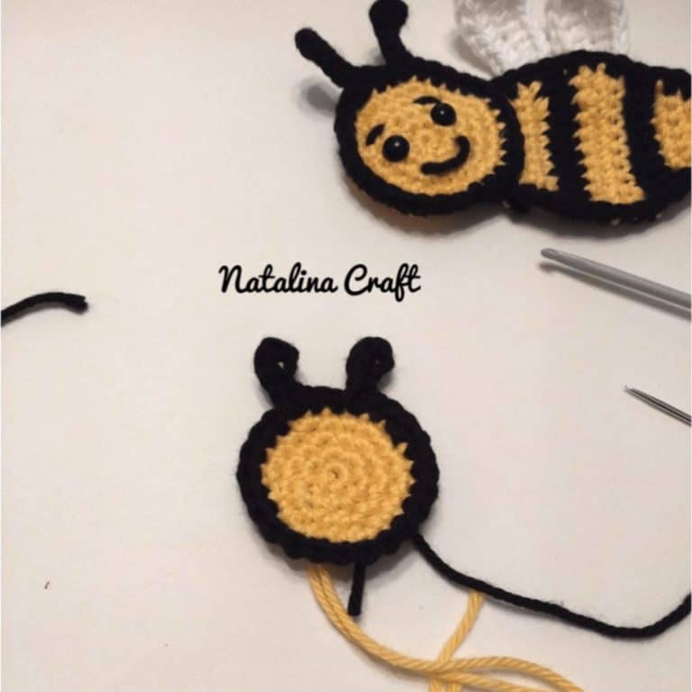 Bee Applique Crochet Pattern - Free - Natalina Craft