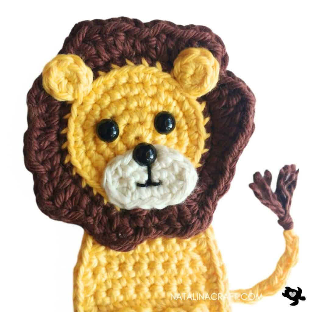 Crochet Lion Appliques - Free pattern - Natalina Craft