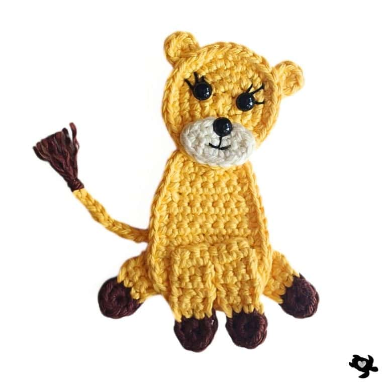Crochet Lion Appliques - Free pattern - Natalina Craft