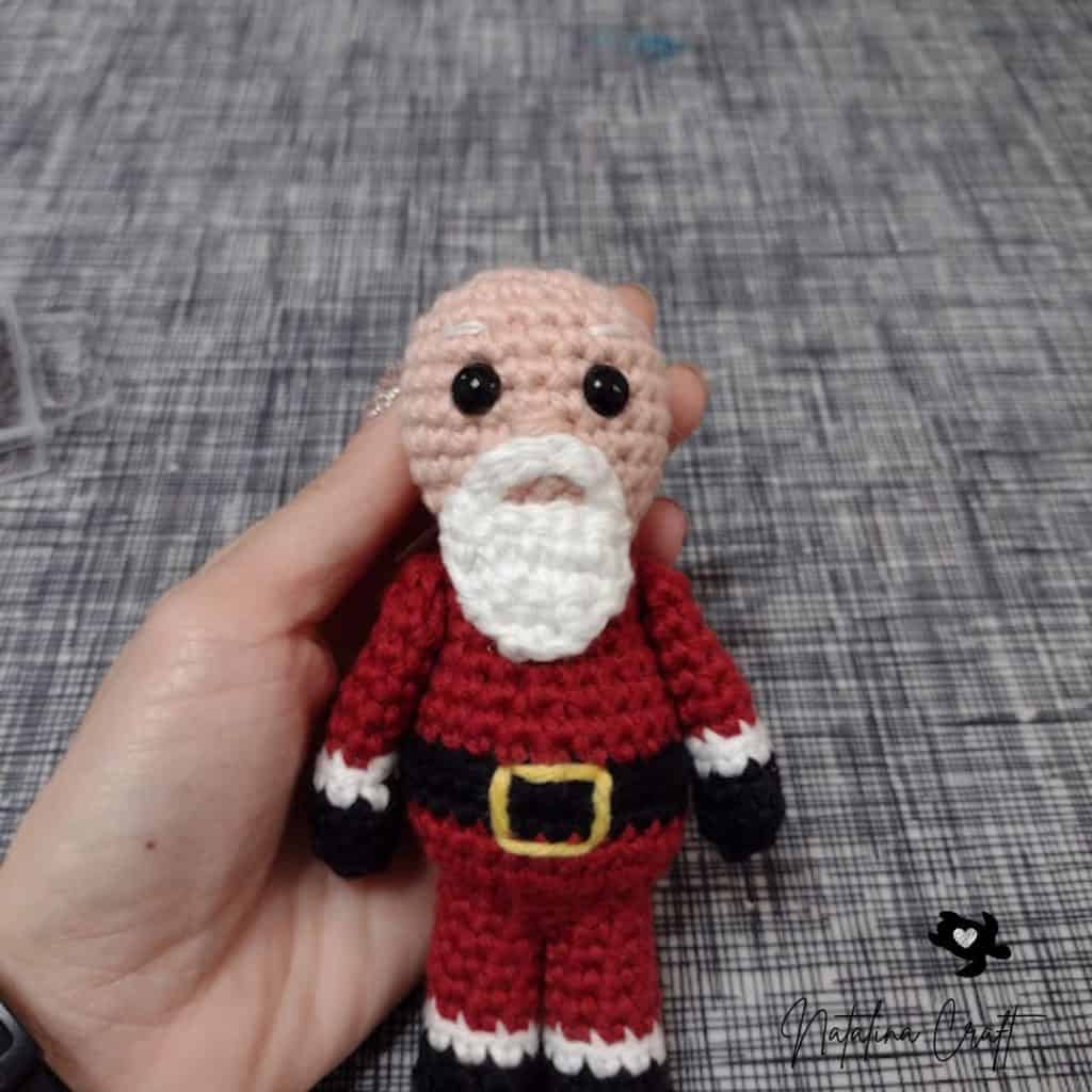 Crochet Santa Pattern - Free Pattern - Natalina Craft