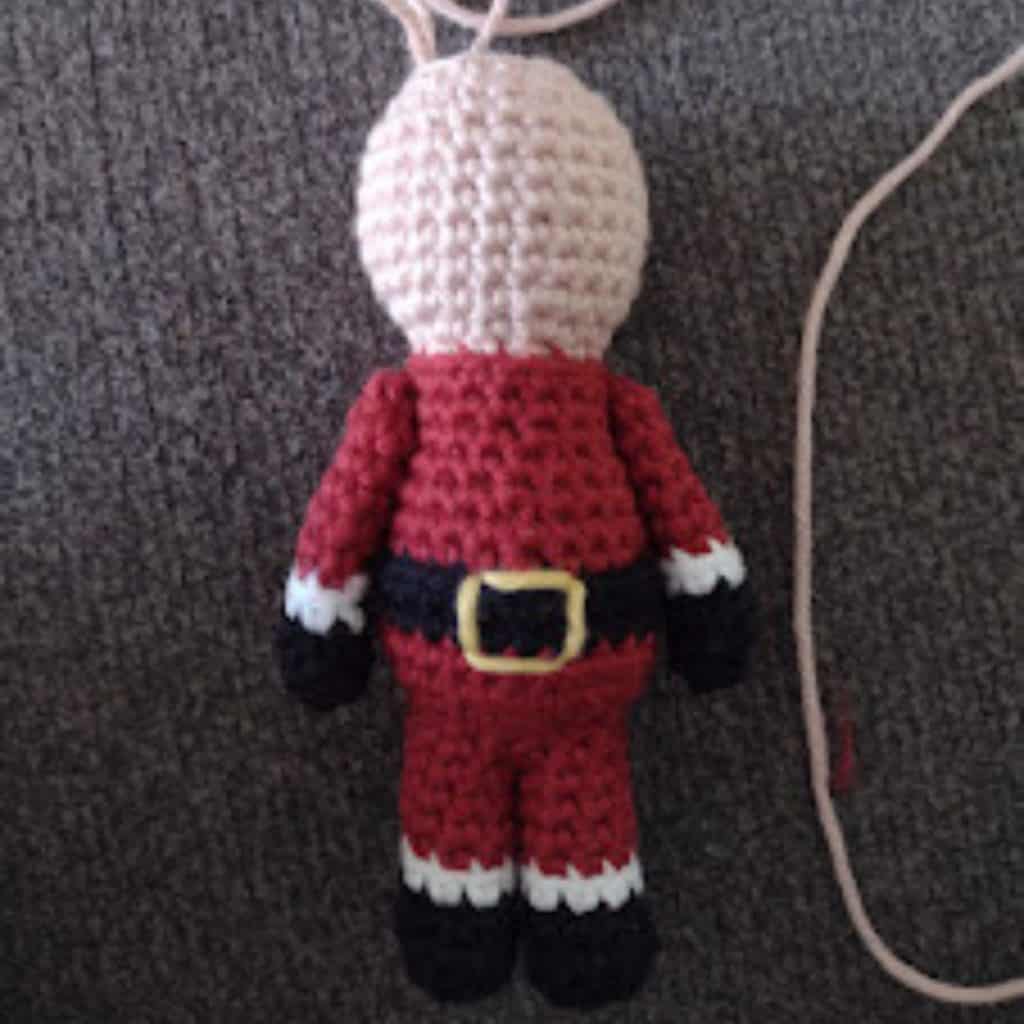 Crochet Santa Pattern - Free Pattern - Natalina Craft