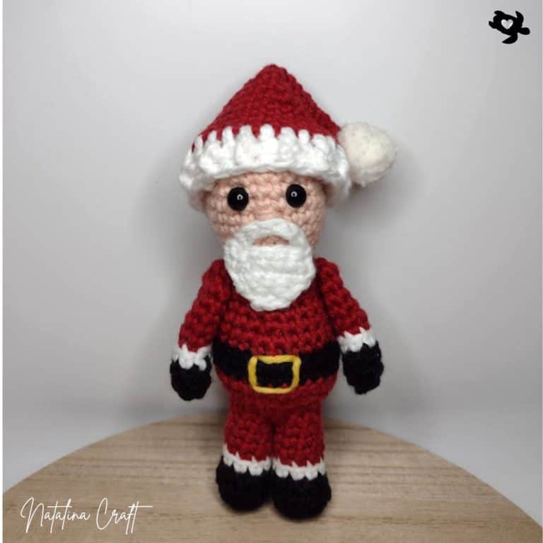 Crochet Santa Pattern - Free Pattern - Natalina Craft