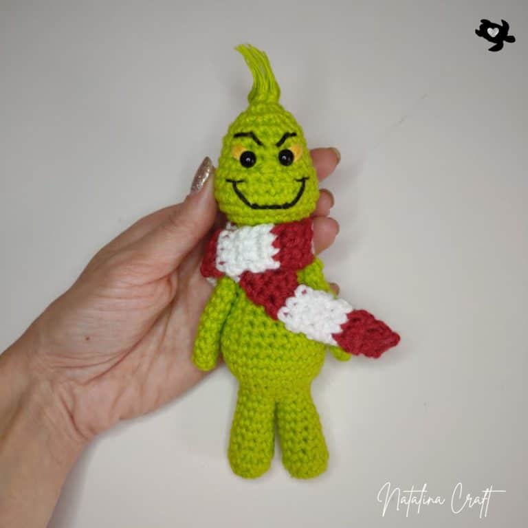 Crochet Grinch Pattern - Free Pattern - Natalina Craft