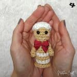 Mini Gingerbread Man Amigurumi - Free Pattern - Natalina Craft