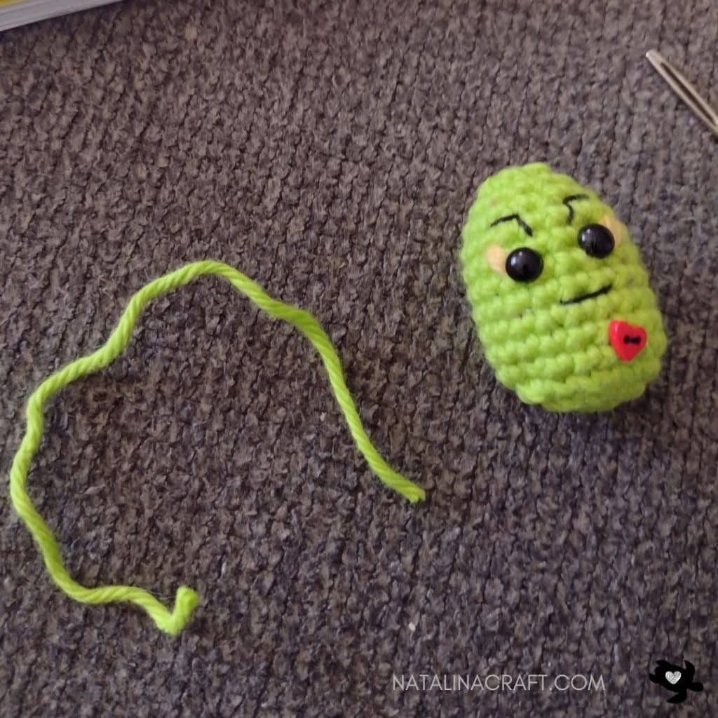 No-sew Crochet Grinch - Free pattern -Natalina Craft