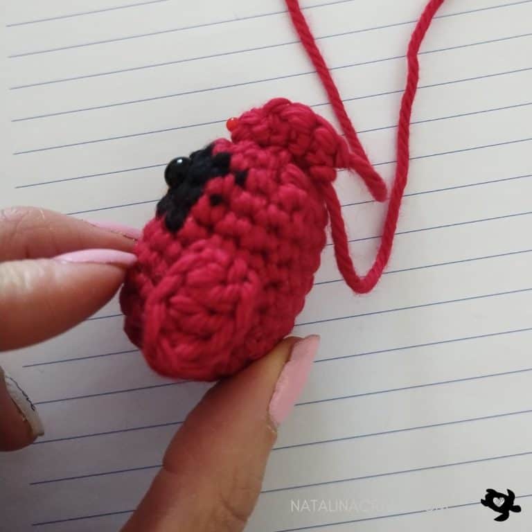 Red Cardinal - Free Crochet Pattern - Natalina Craft